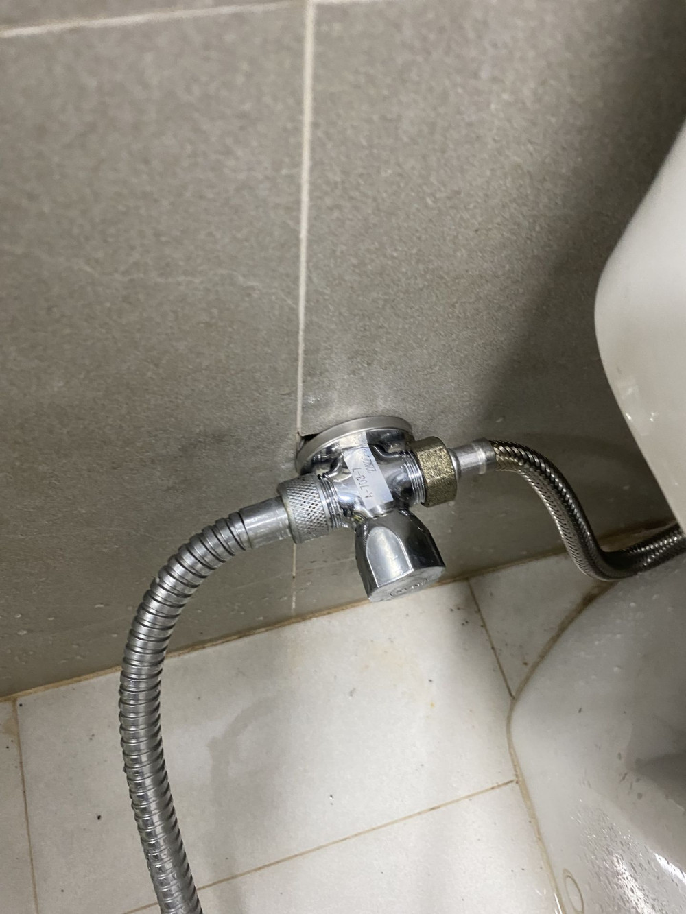 Van vặn khoá chữ T INAX A-703-7 (A7037)