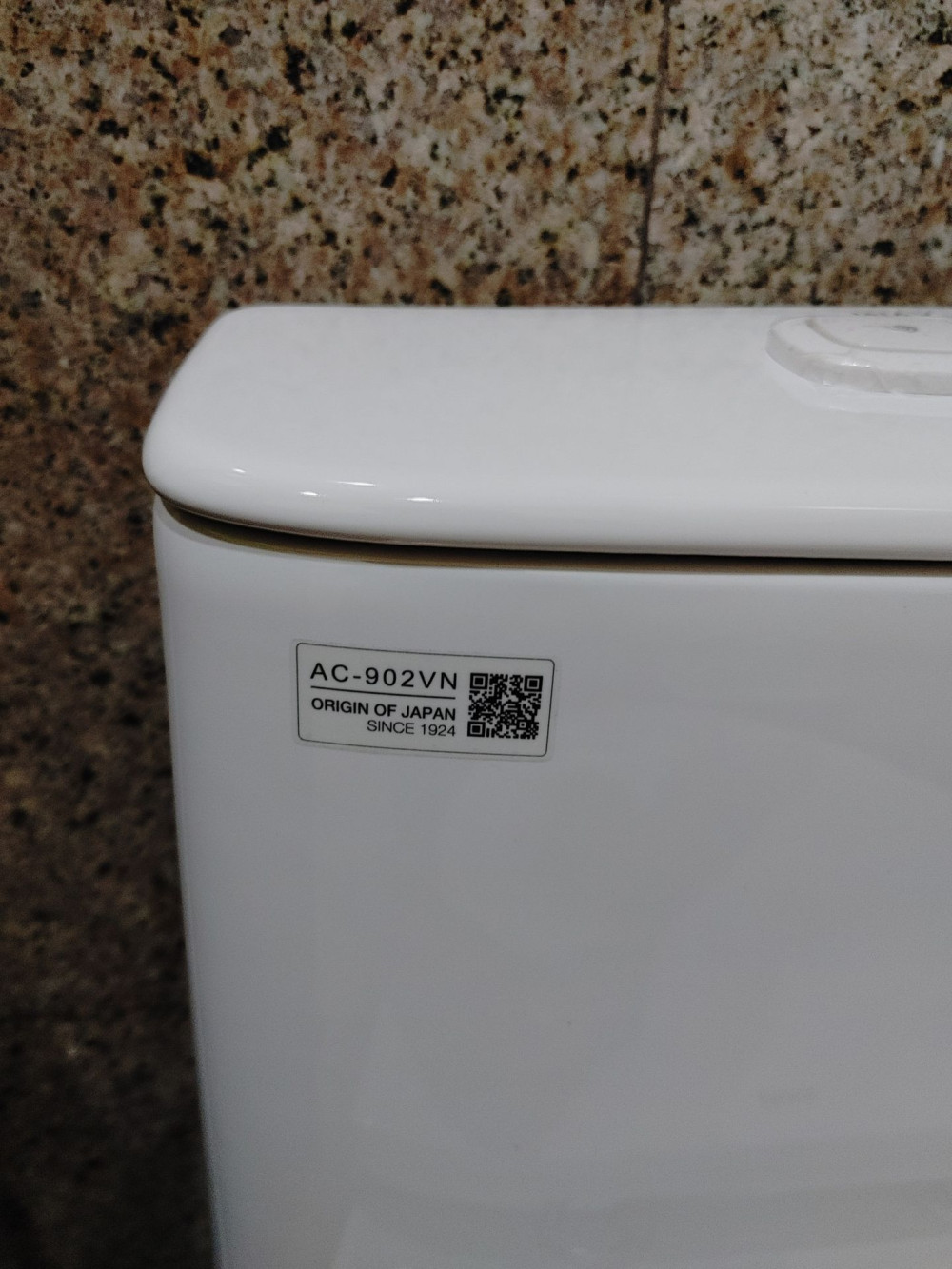 Bồn cầu INAX AC-902VN (AC902VN) 1 khối xả xoáy Powerful Vortex