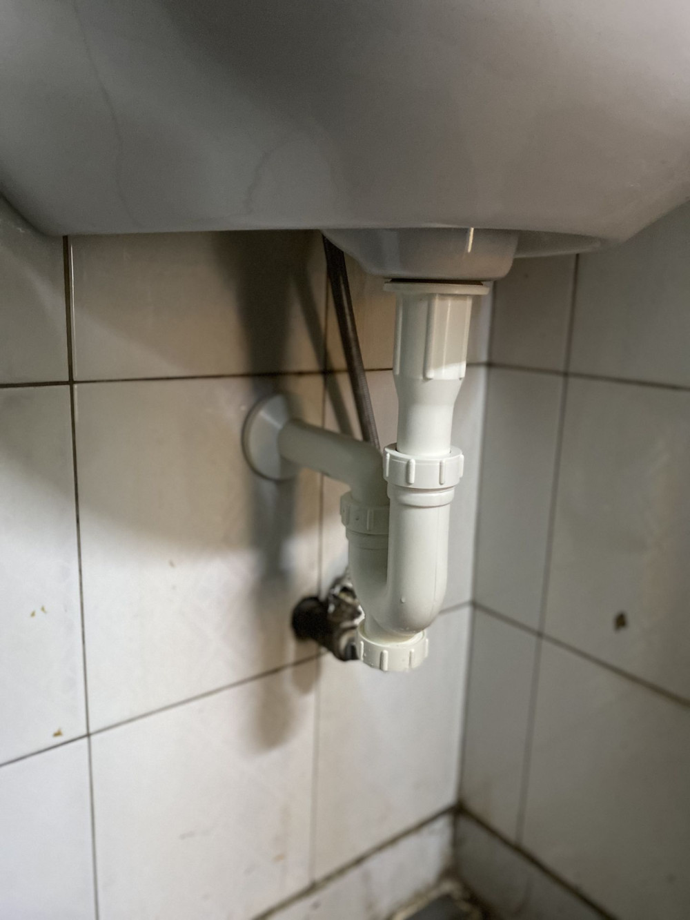 Tiết kiệm chi phí, giữ vững độ bền với Ống Thải Chữ P INAX A-325PS