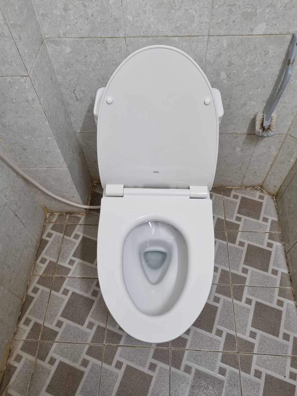 Bồn cầu TOTO MS885DT8 1 khối men sứ chống bẩn, tiết kiệm nước